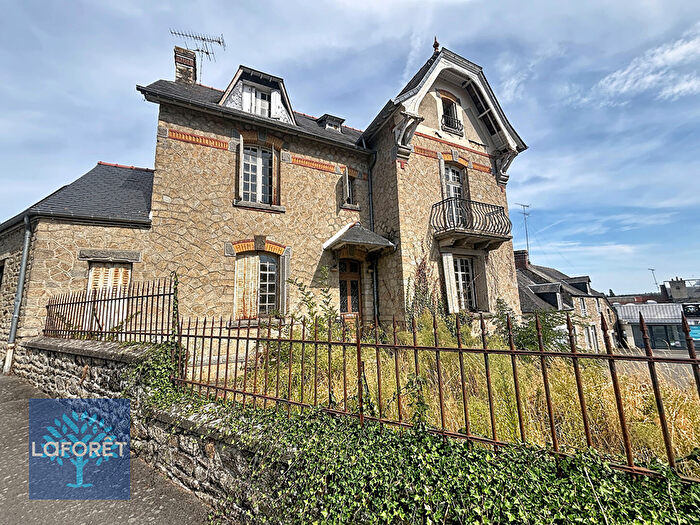Antrain - Maison 10 pièces à vendre
