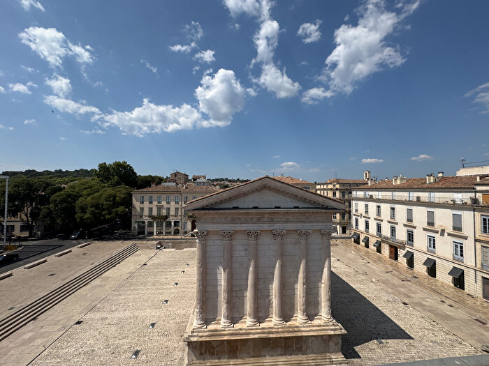 Appartement à vendre - Nîmes, Ecusson, Arènes - 4 pièces - 3 chambres