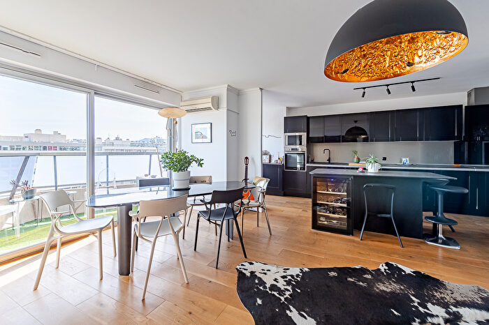 Marseille 8ème, Saint-Giniez - Appartement 4 pièces à vendre