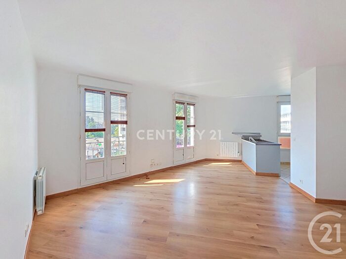 Noisy-le-Grand, Centre-ville - Appartement 3 pièces à vendre