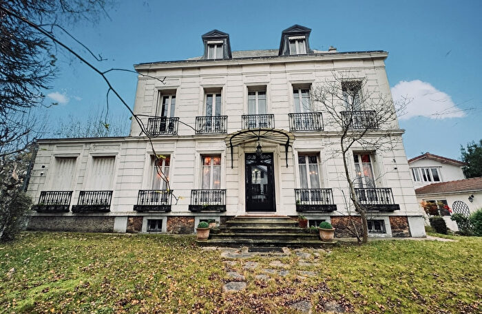 Maison à vendre - Saint-Maur-des-Fossés, Parc de Saint-Maur - 12 pièces - 6 chambres