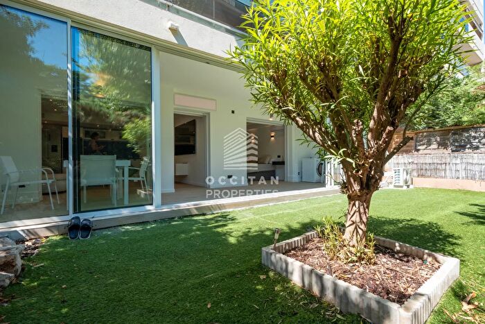 Appartement à vendre - Cannes, Pointe Croisette - 2 pièces - 1 chambre