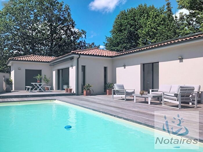 Maison 5 pièces à Camblanes-et-Meynac, à vendre