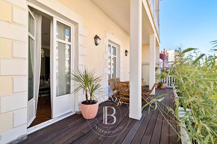 Biarritz, Centre-ville Est - Appartement 5 pièces à vendre