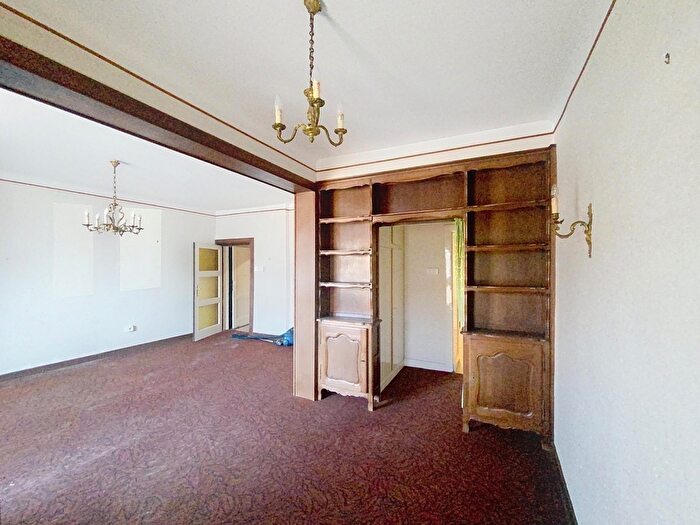 Maison à vendre - Freistroff - 9 pièces - 5 chambres