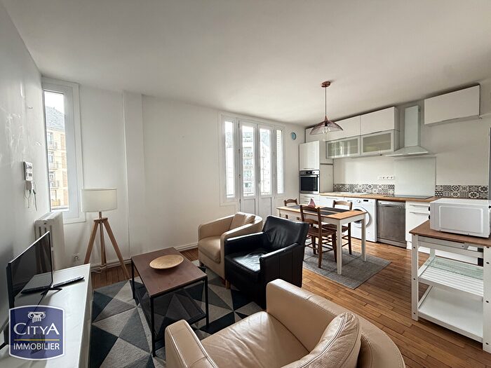 Appartement à vendre - Quartiers Sud-Est, Francisco Ferrer - 4 pièces - 1 chambre