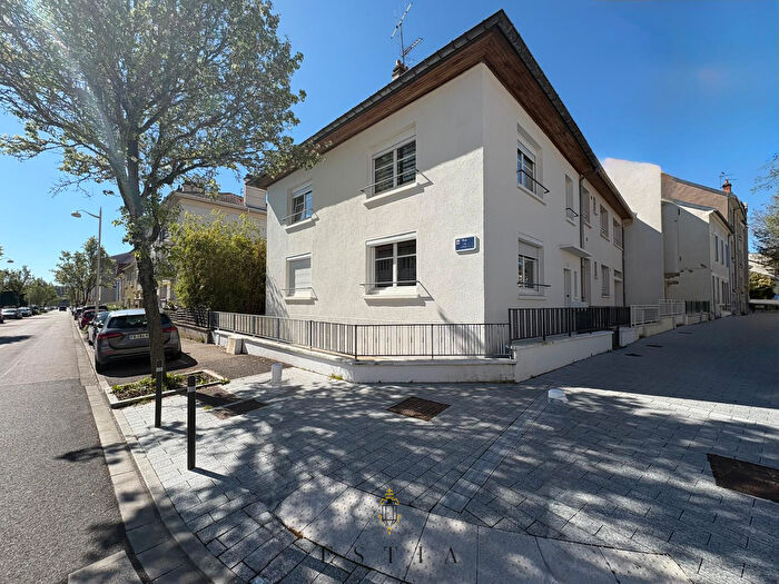 Maison à vendre - Essey-lès-Nancy - 5 pièces - 3 chambres