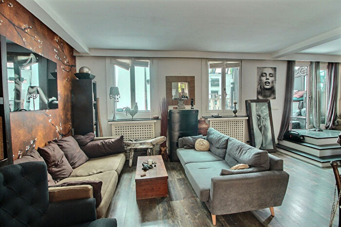 Suresnes, Carnot, Gambetta : Maison 8 pièces à vendre