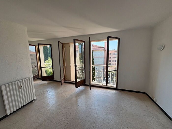 Aix-en-Provence, Pont de l'Arc : Appartement 4 pièces à louer