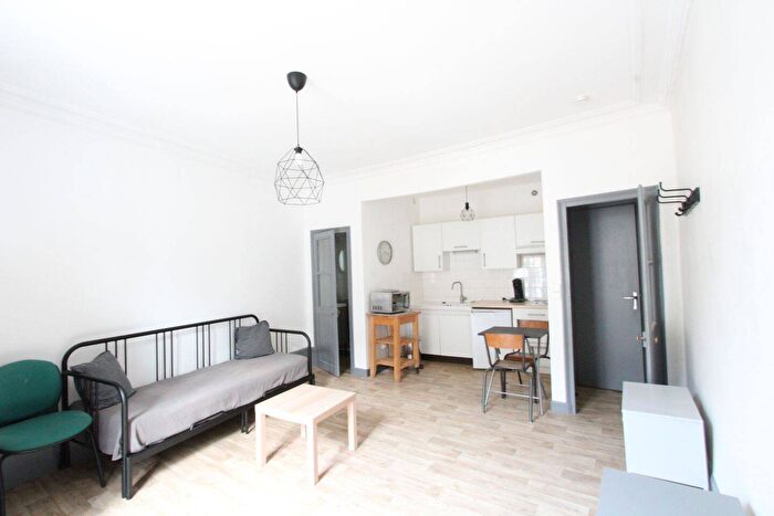 La Charité-sur-Loire : Appartement 1 pièce à louer