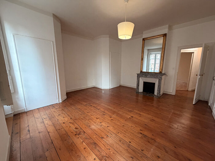 Appartement à louer - Toulouse, Saint-Etienne - 4 pièces - 4 chambres