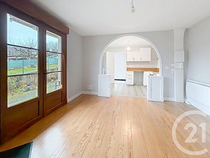 Appartement à louer - Saint-Girons - 3 pièces - 2 chambres