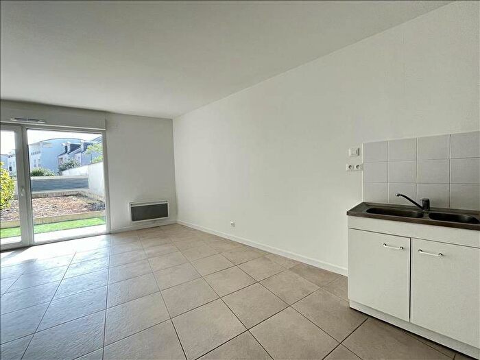 Appartement à louer - Europe, Tours - 3 pièces - 2 chambres