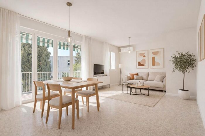 Appartement à vendre - Nîmes, Les Amoureux - 3 pièces - 2 chambres