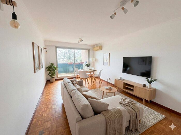 Appartement à louer - Les Caillols, Marseille ème arrondissement - 3 pièces - 2 chambres