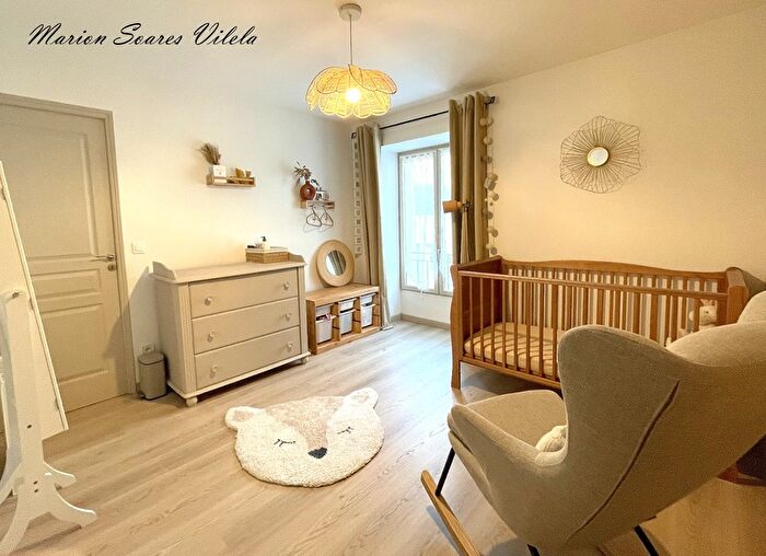 Maison à vendre - Chaumes-en-Brie - 4 pièces - 3 chambres