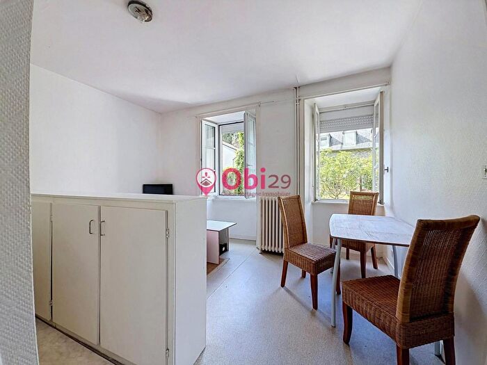 Appartement 2 pièces à Châteaulin, à vendre