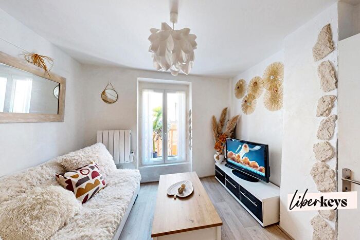 Maison à vendre - Martigues, Jonquières - 2 pièces - 1 chambre