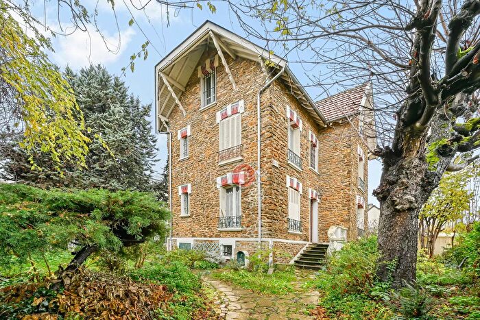 Maison à vendre - Villemomble, Eglise - 7 pièces - 5 chambres