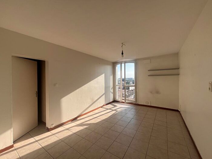 Toulouse, Saint-Michel : Appartement 3 pièces à vendre