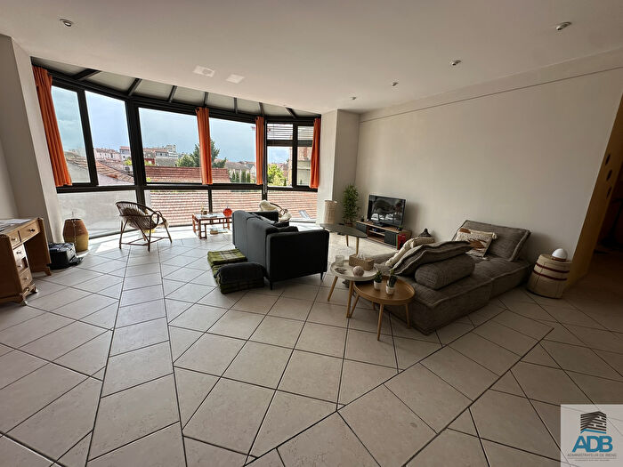 Appartement à vendre - Roanne, Gare - 5 pièces - 2 chambres