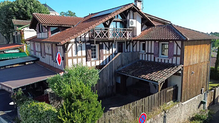 Léon : Maison 7 pièces à vendre