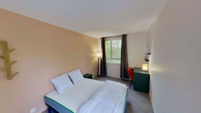 Descartes, Champs-sur-Marne - Appartement 1 pièce à louer