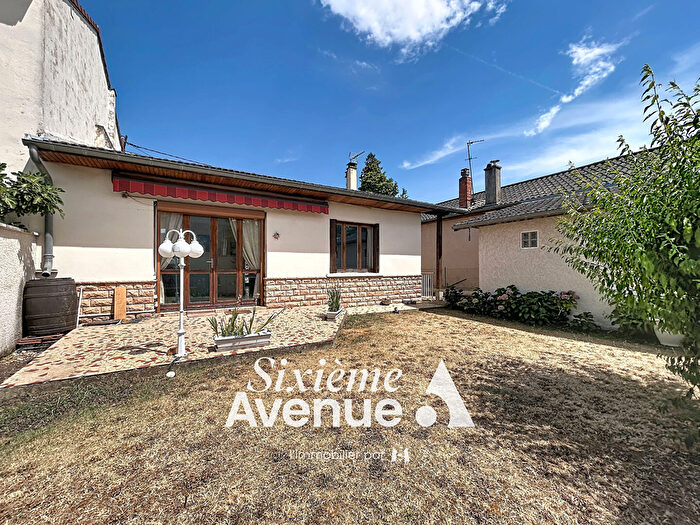 Maison 3 pièces à Décines-Charpieu, La Soie Montaberlet, à vendre