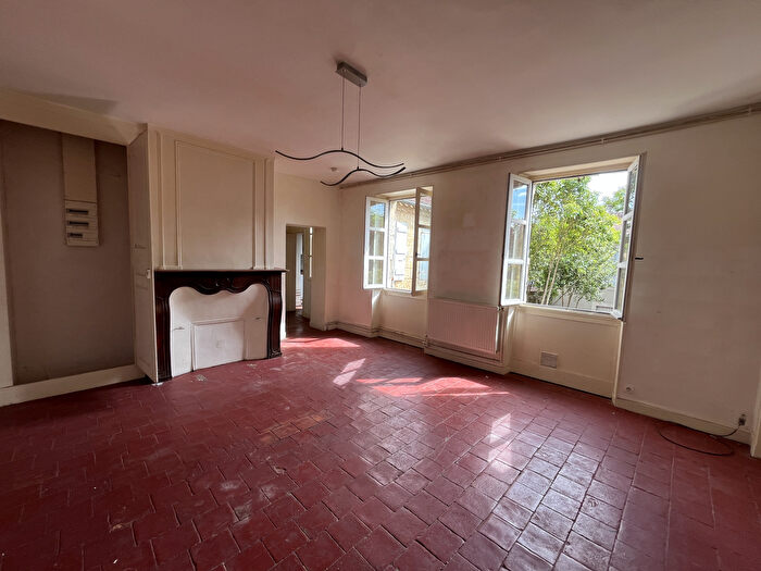 Auch, Centre-ville : Appartement 5 pièces à vendre