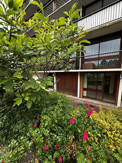 Appartement à vendre - Fontenay-le-Fleury, Croix du Mont - 1 pièce