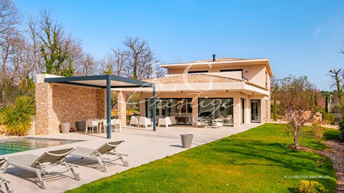 Maison à vendre - Tourrettes - 6 pièces - 4 chambres