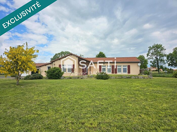 Maison à vendre - Venteuges - 6 pièces - 3 chambres