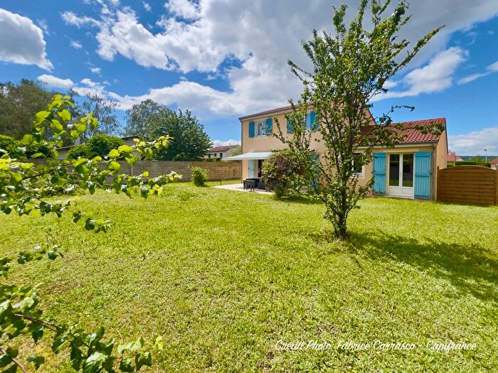 Maison 6 pièces à vendre à Saint-Beauzire