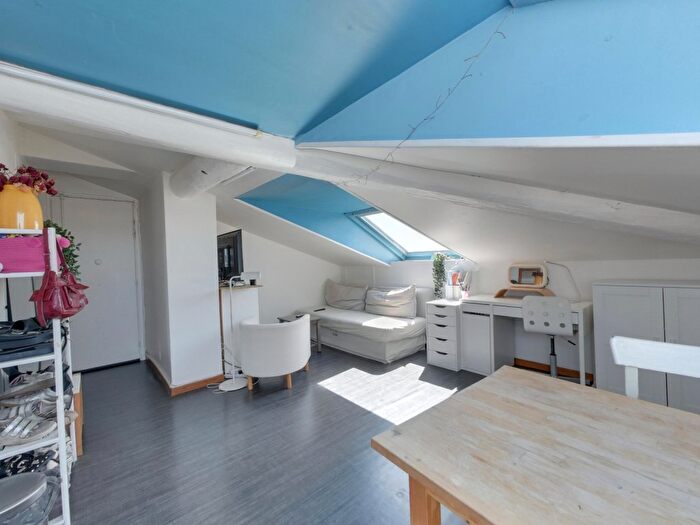 Appartement 1 pièce à louer à Lyon 1er, Haut, Coeur des Pentes