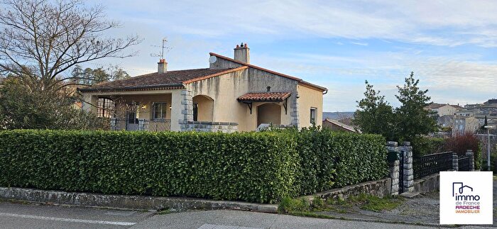 Maison à louer - Chomérac - 5 pièces - 4 chambres