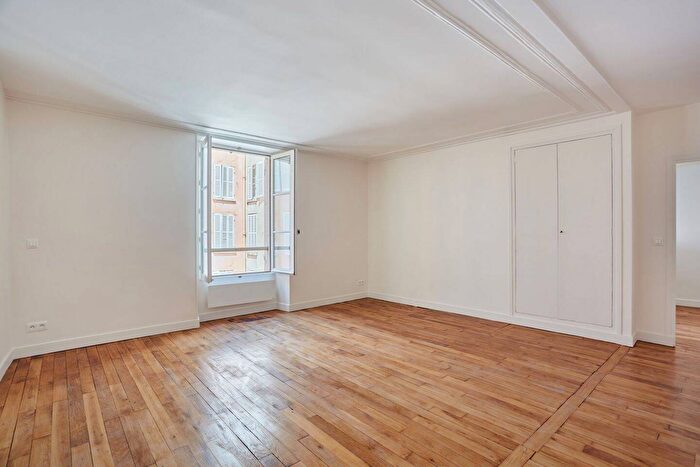 Appartement 2 pièces à Saint Thomas d'Aquin, Paris 7ème arrondissement, à louer
