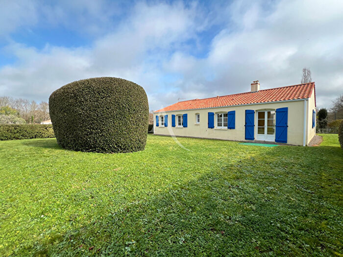 Maison à vendre - Talmont-Saint-Hilaire - 5 pièces - 3 chambres