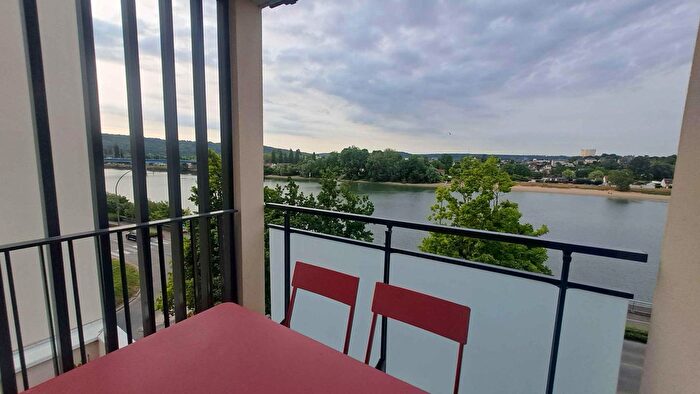 Elbeuf, La Cerisaie, Cours Carnot - Appartement 2 pièces à louer