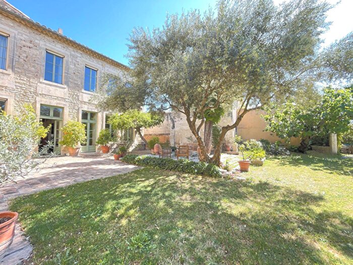 Maisons à vendre et appartements à louer - 1
