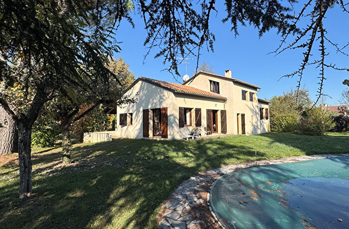 Maison à vendre - Caussade - 5 pièces - 3 chambres