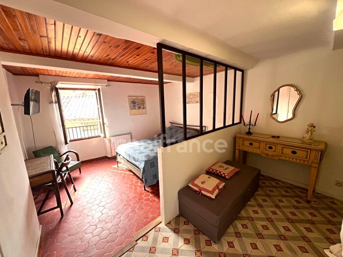 Maison à vendre - Saint-Martin-de-Brômes - 6 pièces - 5 chambres