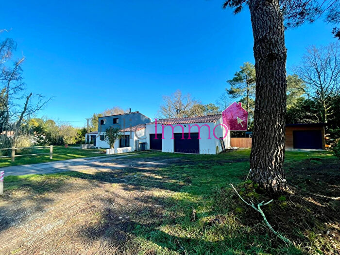 Maison à vendre - Soullans - 4 pièces - 3 chambres