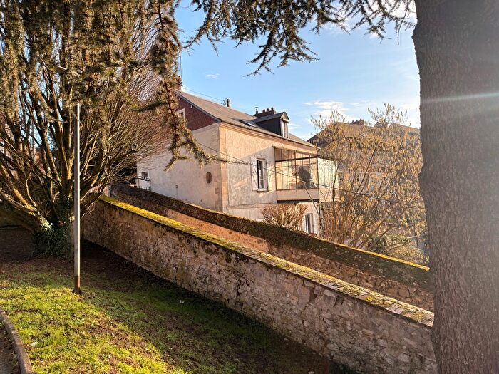 Maison à vendre - Clermont - 7 pièces - 5 chambres