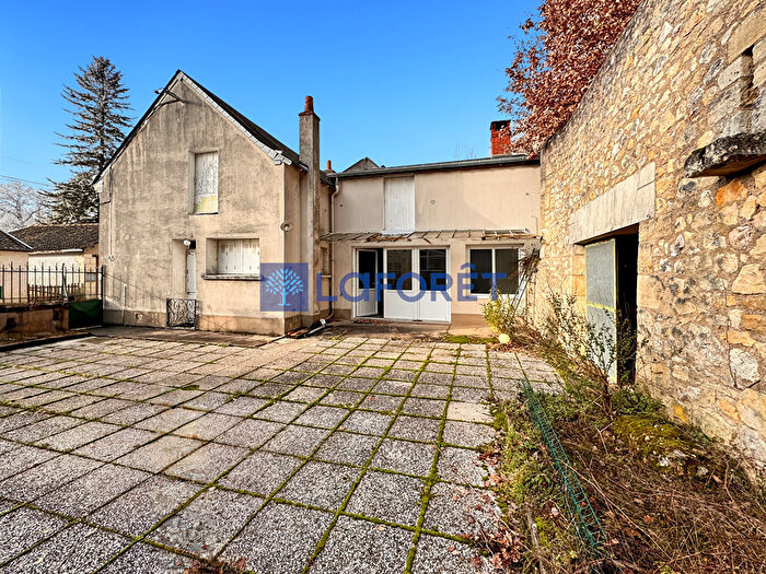 Villaines-les-Rochers - Maison 4 pièces à vendre