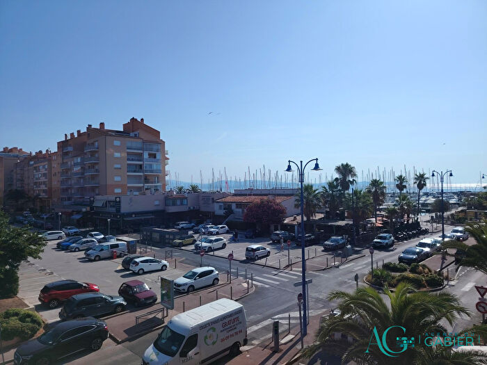 Hyères, Port : Appartement 2 pièces à vendre