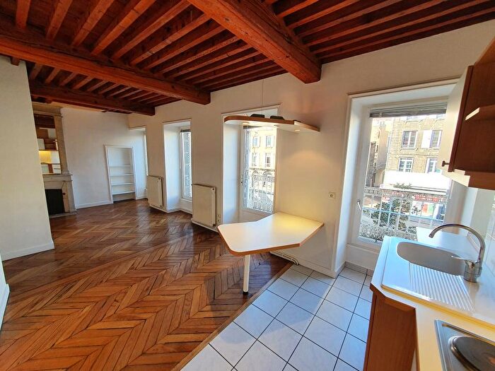 Appartement à louer - Clermont-Ferrand, Jaude, Fontgiève Saint-Alyre - 1 pièce