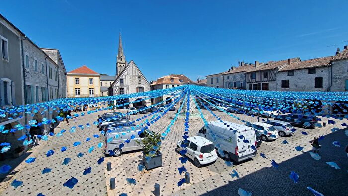 Appartement à vendre - Eymet - 8 pièces - 3 chambres