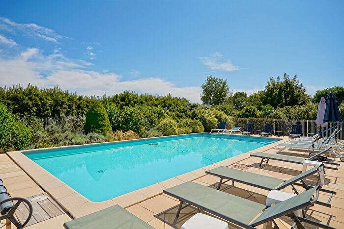 Maison à vendre - Saint-Hilaire-des-Loges - 12 pièces - 8 chambres