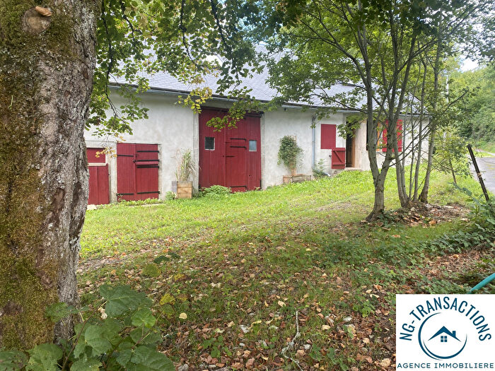 Maison à vendre - Saint-Brisson - 6 pièces - 3 chambres