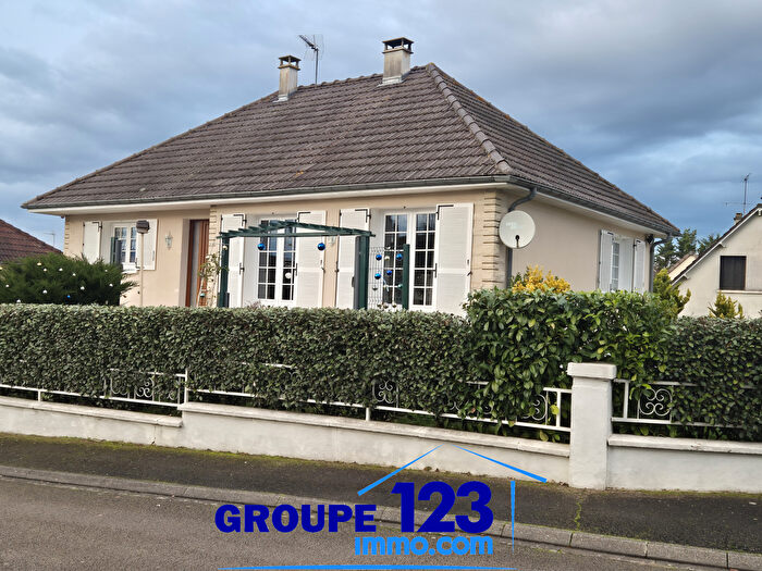 Maison à vendre - Saint-Georges-sur-Baulche - 4 pièces - 3 chambres